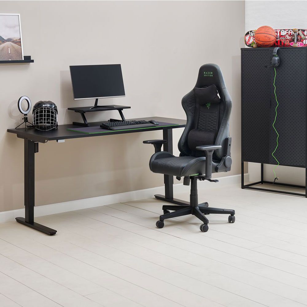 Žaidimų kėdė TYPE Z RAZER ed.™ LEGEND 70x126-136x70cm - JYSK - Visada ...